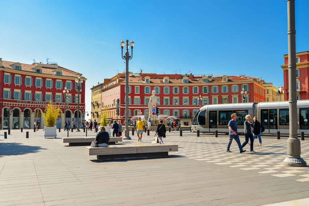 Where to stay in Nice [Most Comprehensive Guide for 2023]