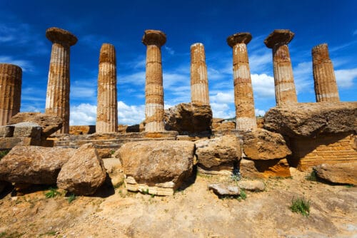 The Ultimate Travel Guide to Agrigento