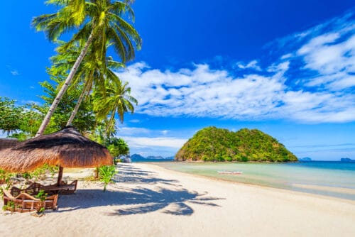 Palawan Travel Guide: Stunning Landscapes and Hidden Lagoons