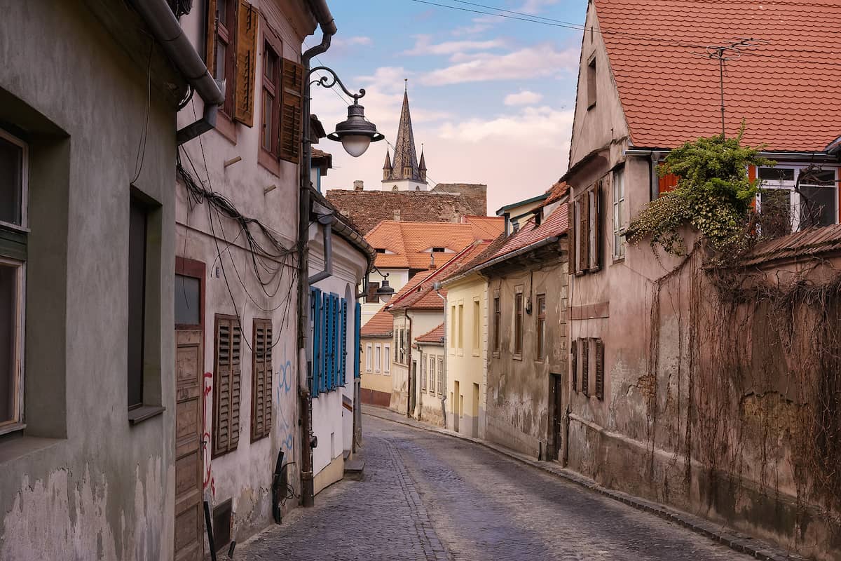 Sibiu Travel Guide: Cobblestone Streets and Historic Landmarks