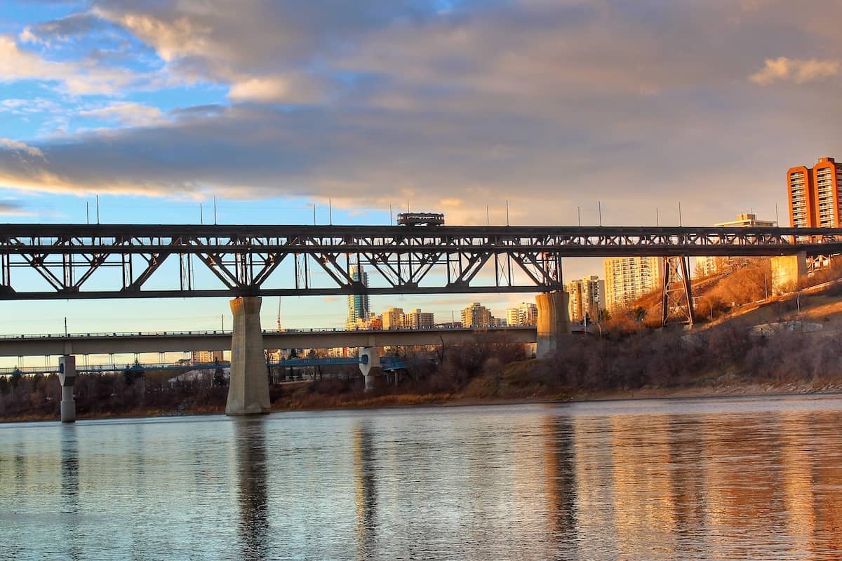 Edmonton Travel Guide: Festivals, Urban Parks, and Unique Experiences