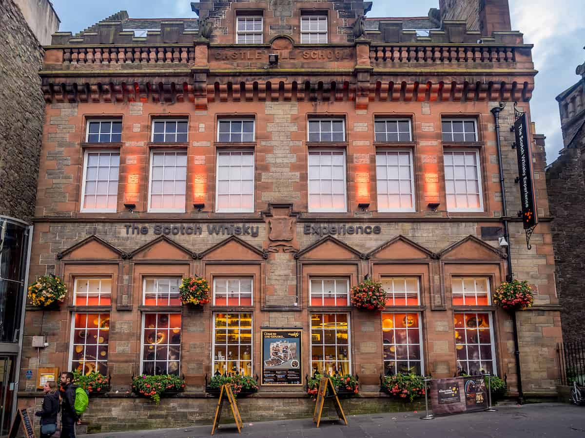 9 of the Best Whisky Tours from Edinburgh for 2026