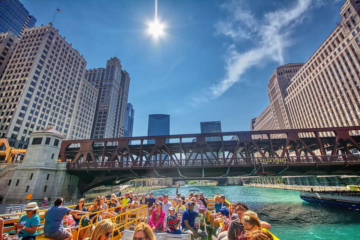 11 of The TOP Chicago River Boat Tours in 2026