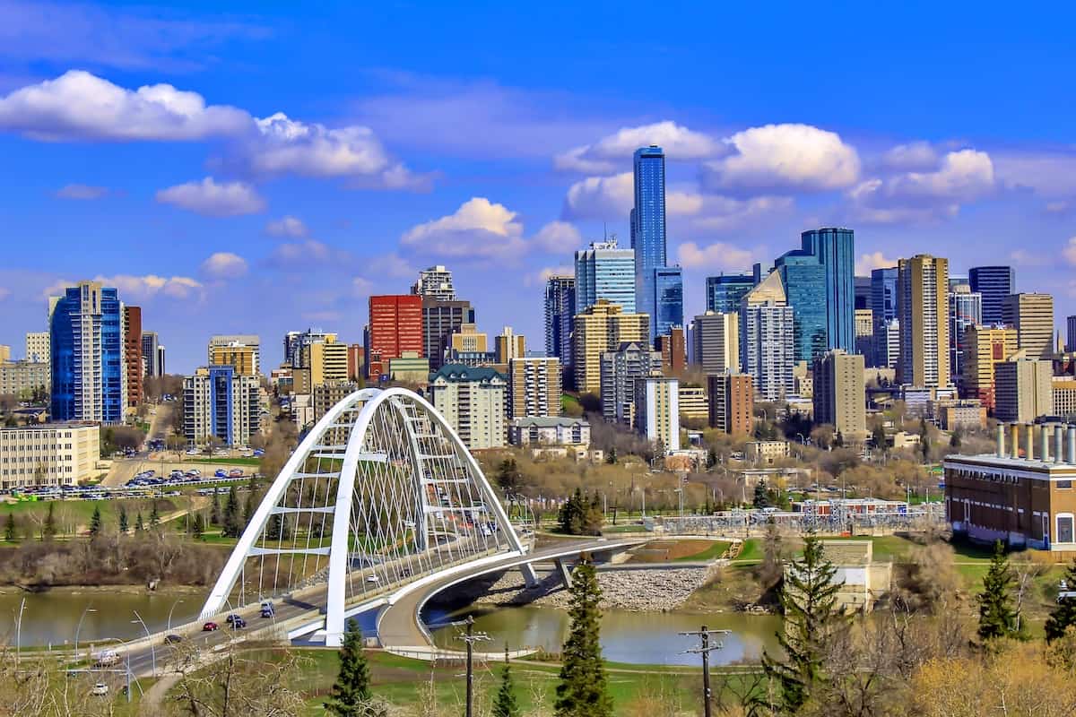 Edmonton Travel Guide: Festivals, Urban Parks, and Unique Experiences