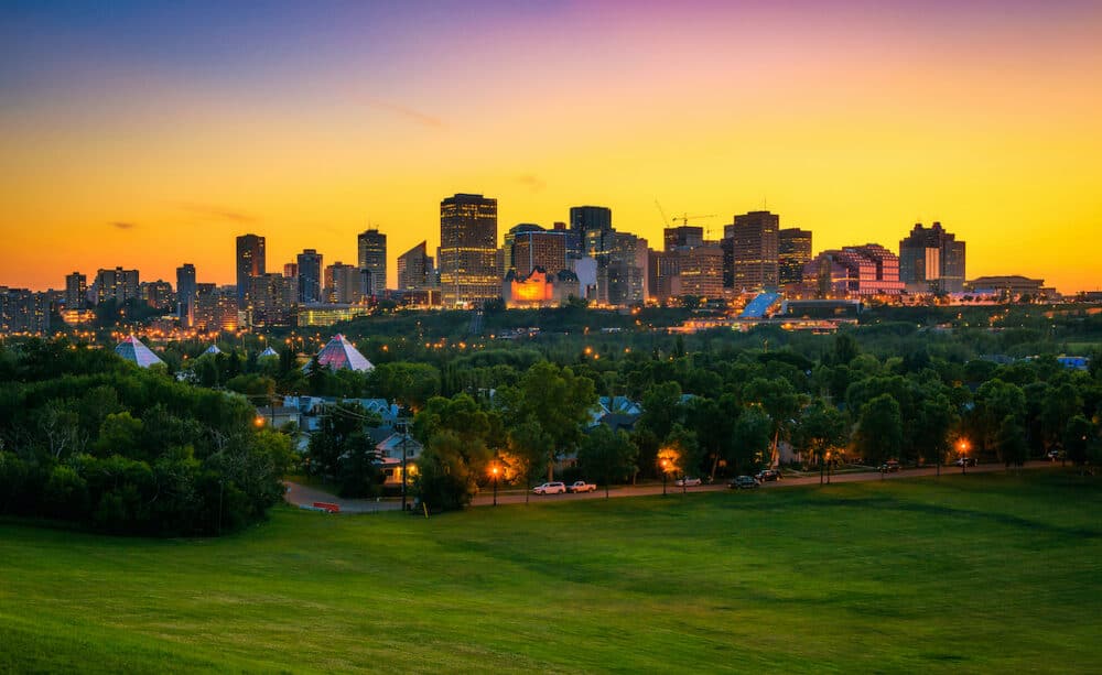 Edmonton Travel Guide: Festivals, Urban Parks, and Unique Experiences
