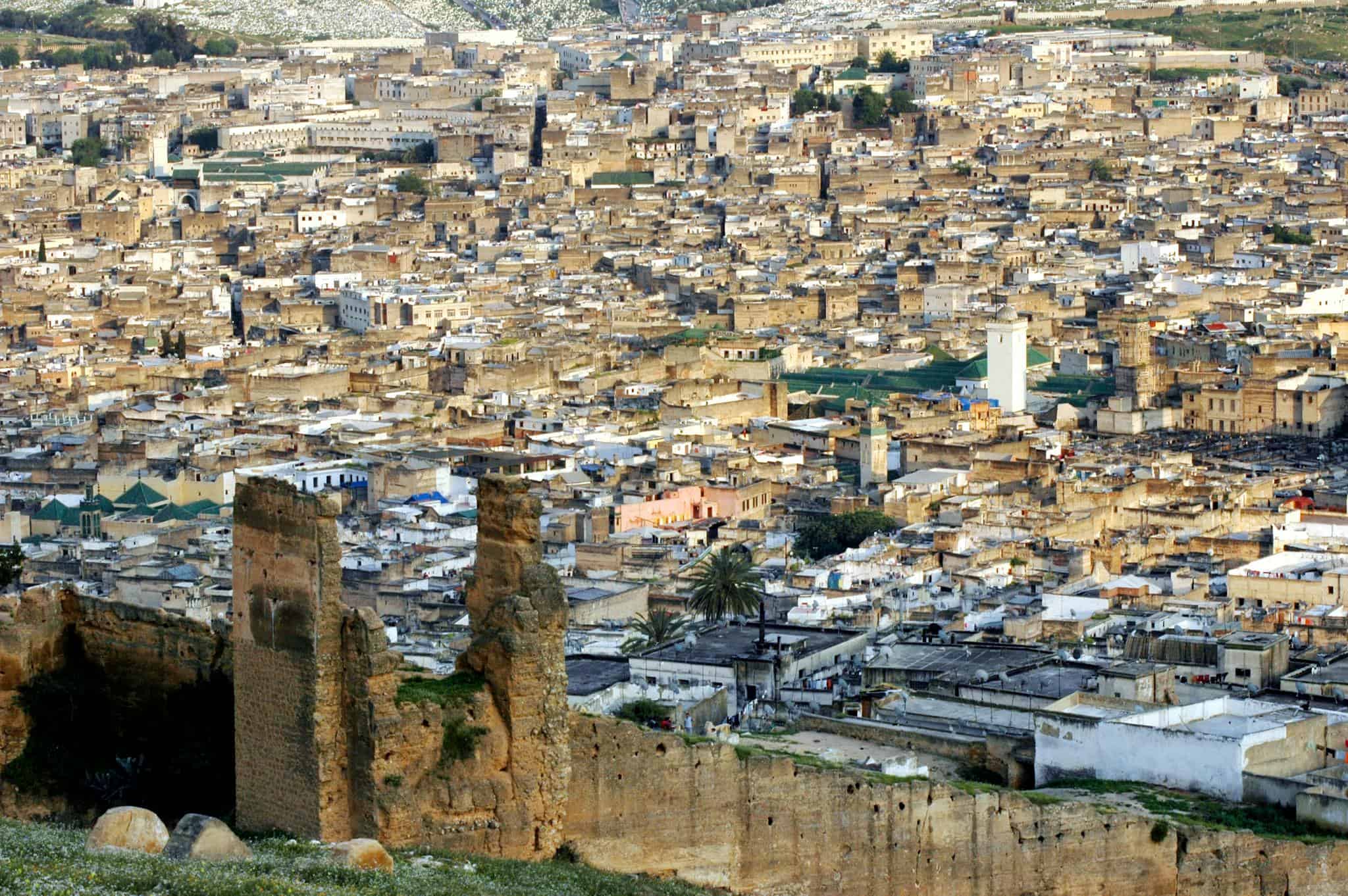 Fes Travel Guide: Historic Streets and Unique Traditions