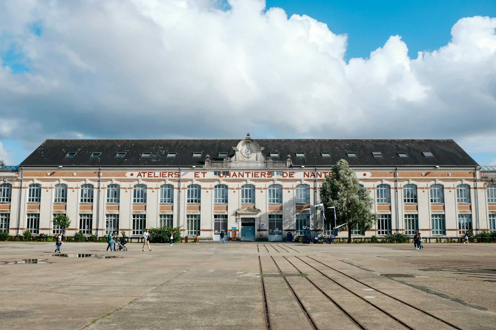 Nantes Travel Guide: Creative Spaces and Historic Landmarks